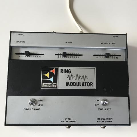 Maestro RM-1B Ring Modulator | analogixmusic.com